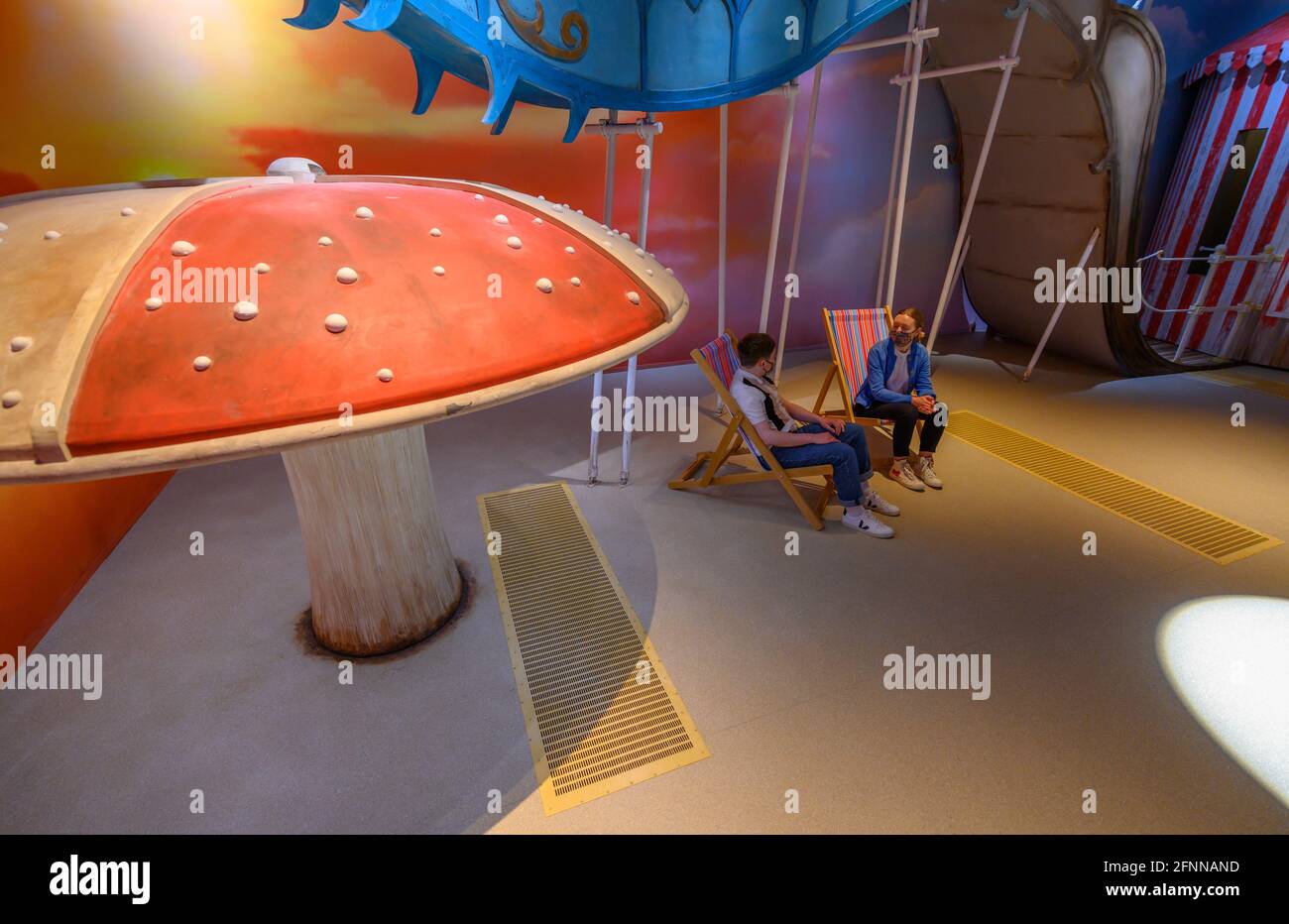 Alice rabbit museum hi-res stock photography and images - Alamy