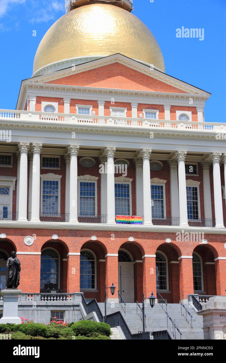 Boston landmark - Massachusetts State House on Beacon Hill Stock Photo ...
