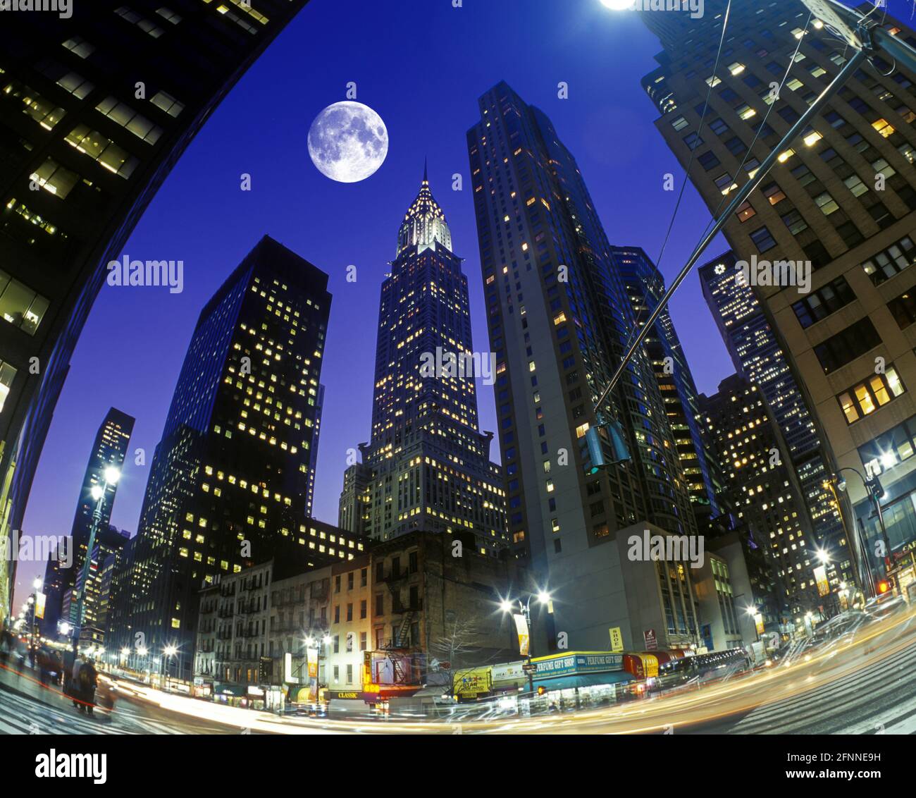 2004 HISTORICAL THIRD AVENUE SKYSCRAPERS MIDTOWN MANHATTAN NEW YORK ...