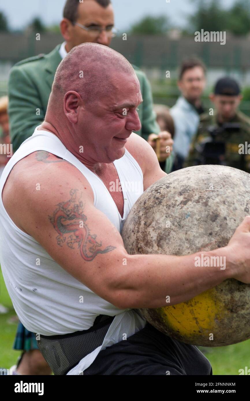 Highland games stone hi-res stock photography and images - Alamy
