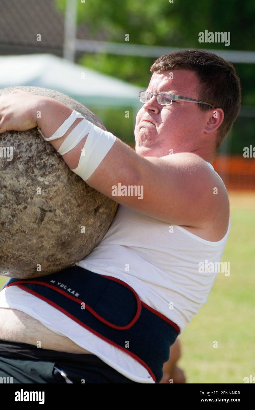 Highland games stone hi-res stock photography and images - Alamy