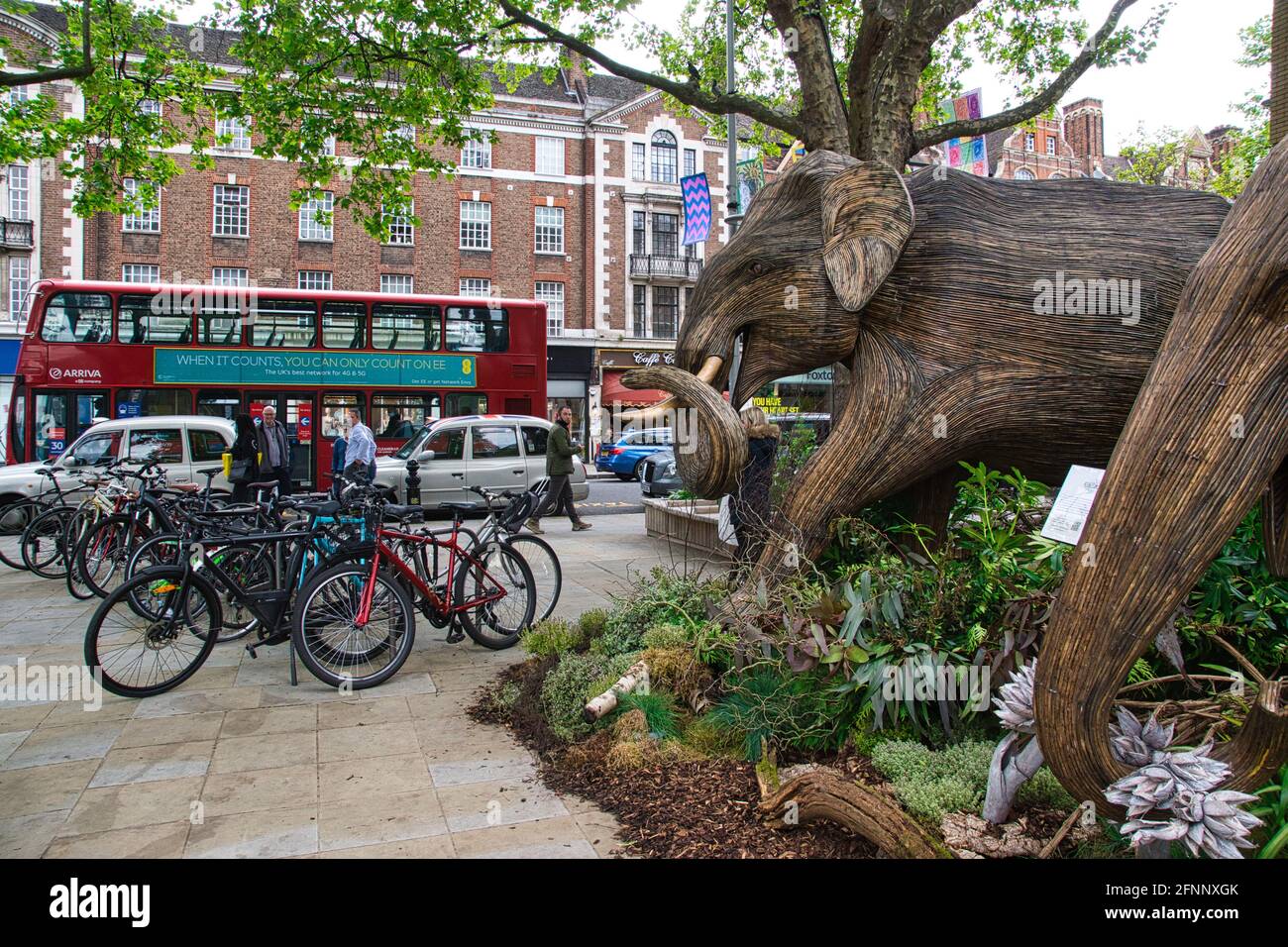 Chelsea king's road 2021 hi-res stock photography and images - Alamy