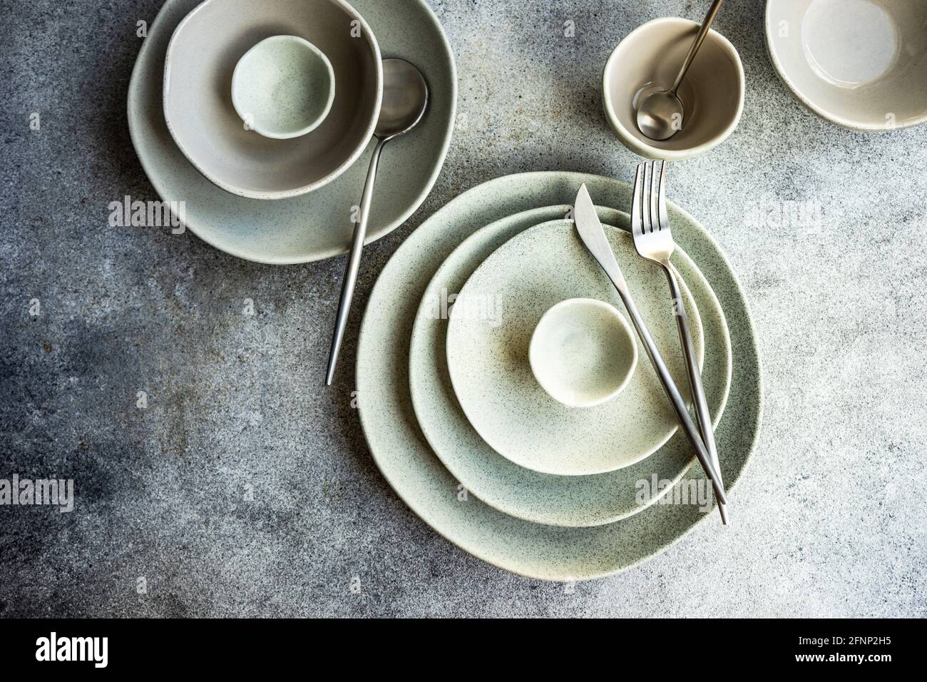 Dinnerware set hi-res stock photography and images - Alamy