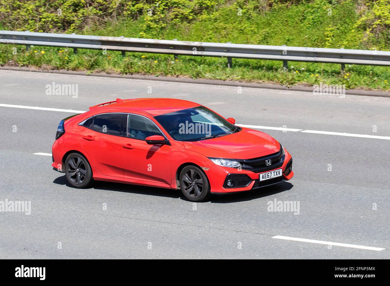2017 red Honda Civic Sr Vtec; Vehicular traffic, moving vehicles, cars ...