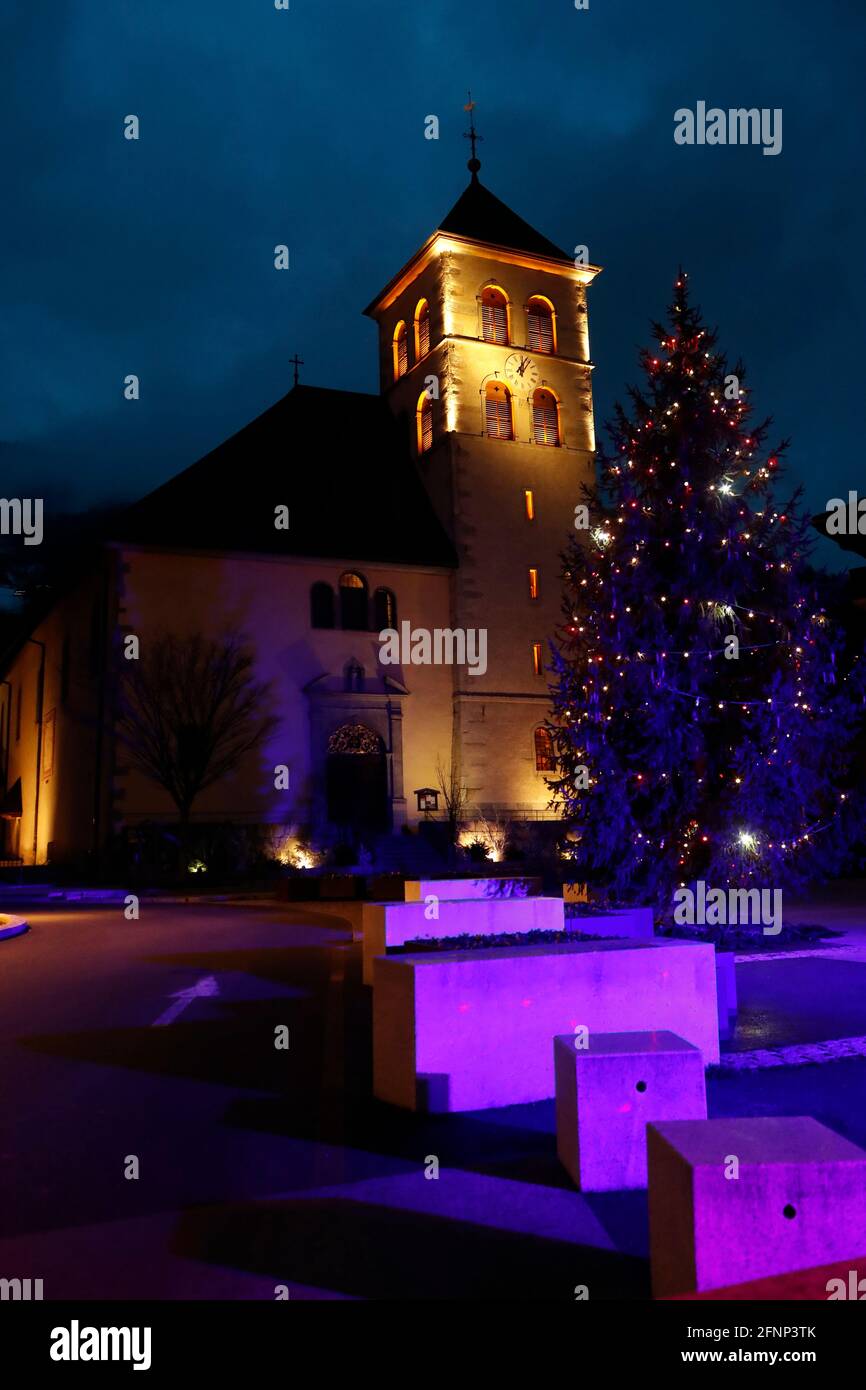 Christmas tree with decorations and lights. Sallanches. France Stock ...