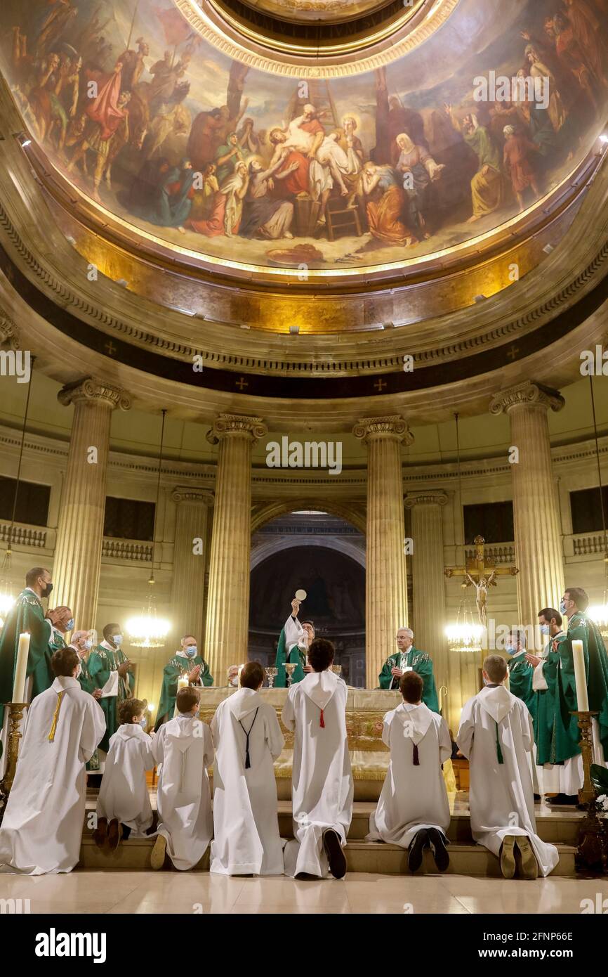 Mass in Saint-Philippe-du-Roule catholic church, Paris, France ...