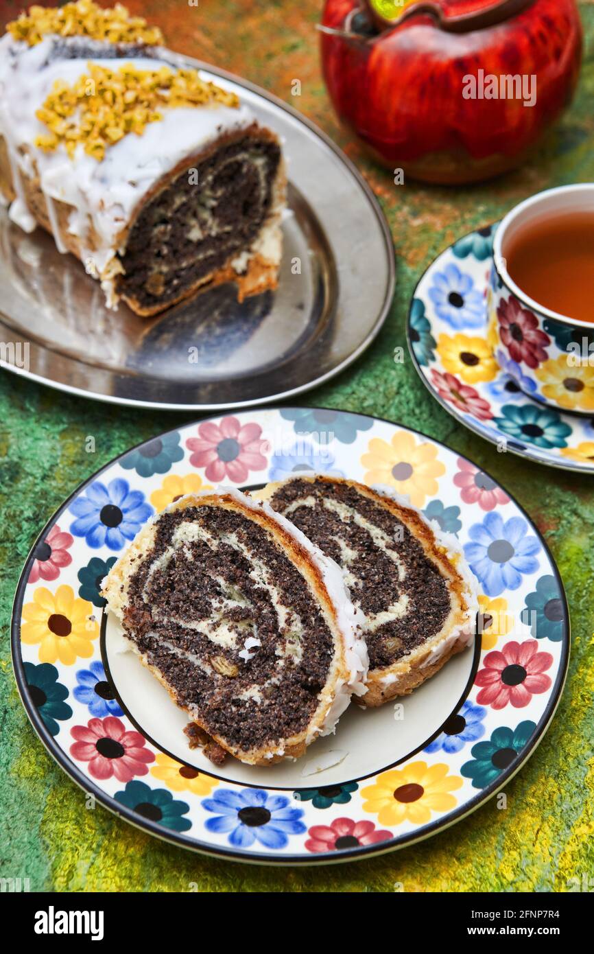 Poland makowiec cake hi-res stock photography and images - Alamy