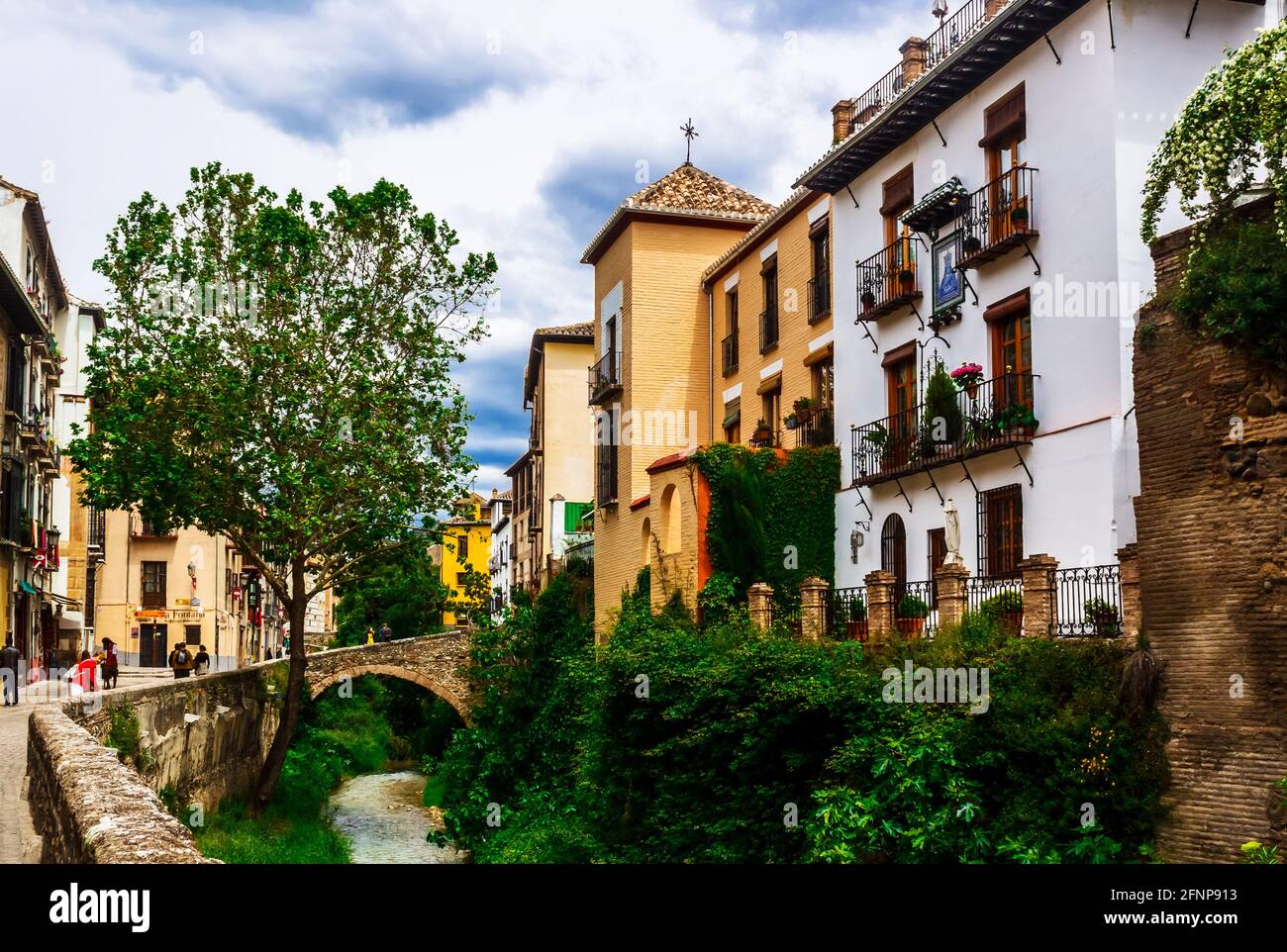 Medieval spanish architecture hi-res stock photography and images - Alamy