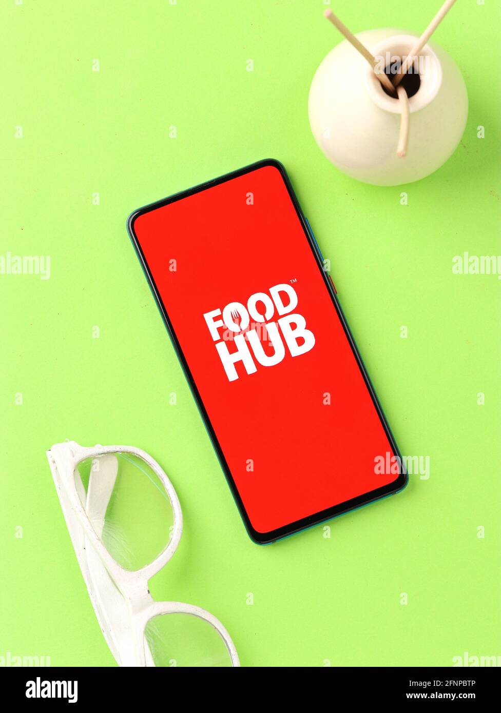 Foodhub logo hi-res stock photography and images - Alamy