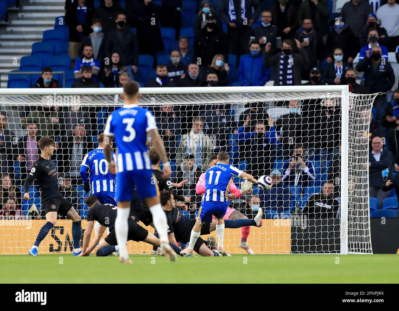Leandro trossard goal 2021 hi-res stock photography and images - Alamy