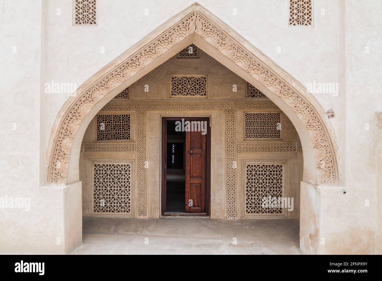 Bahrain house hi-res stock photography and images - Alamy