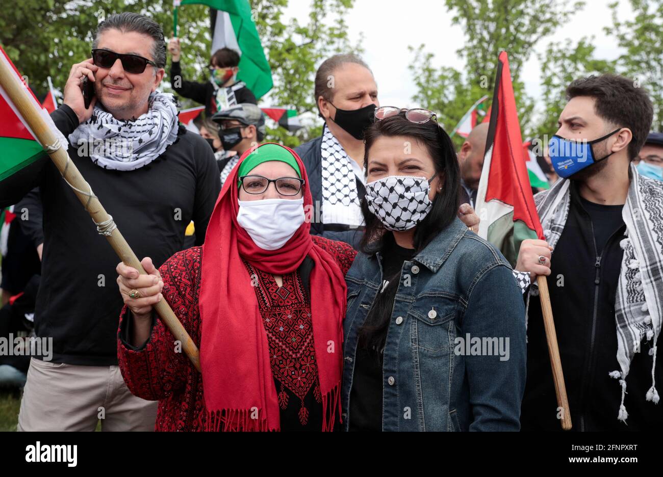 Mother attend hi-res stock photography and images - Alamy