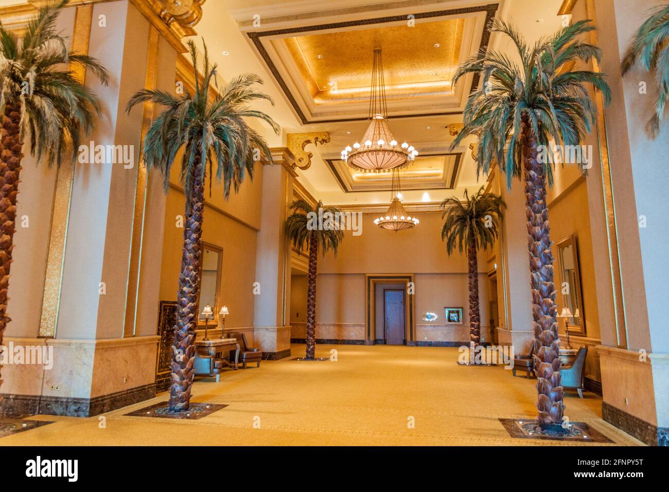 ABU DHABI, UAE - MARCH 9, 2017: Interior of Emirates Palace hotel in ...