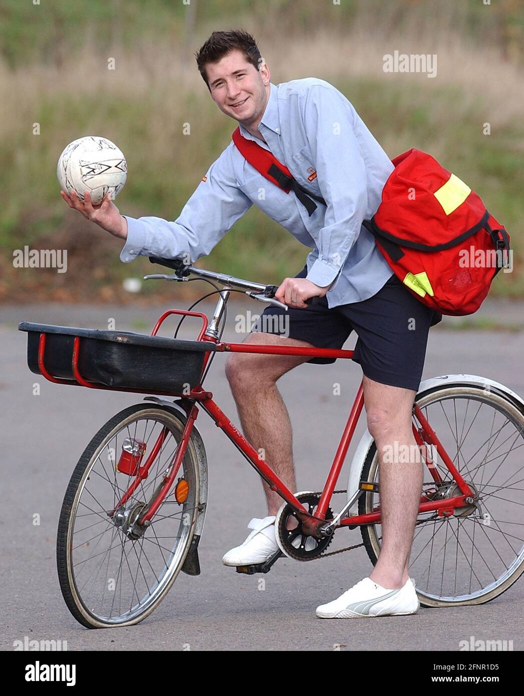 SLOUGH TOWN'S POSTMAN STRIKER IAN HODGES GETS READY FOR PAUL MERSON OF ...