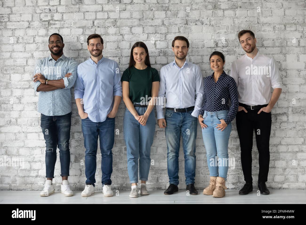 Diverse workforce hi-res stock photography and images - Alamy