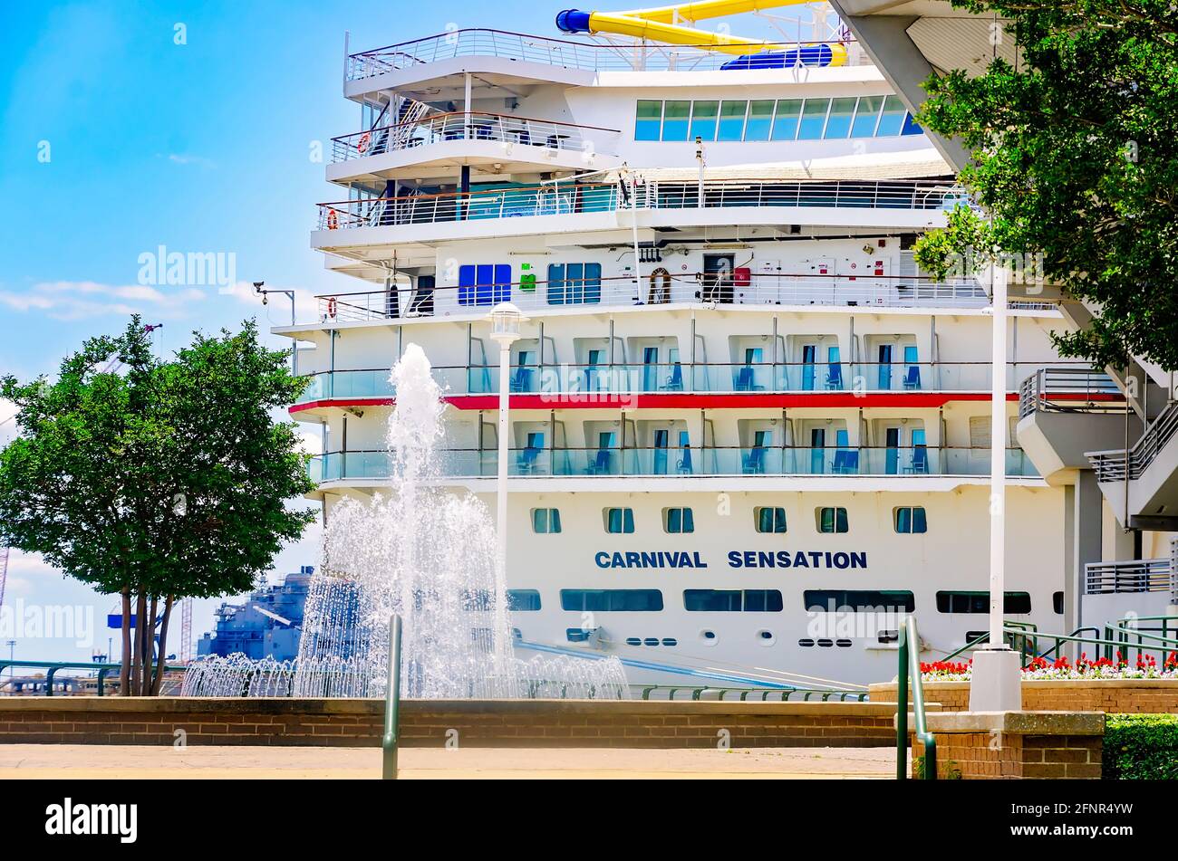 Mobile alabama cruise terminal hi-res stock photography and images - Alamy