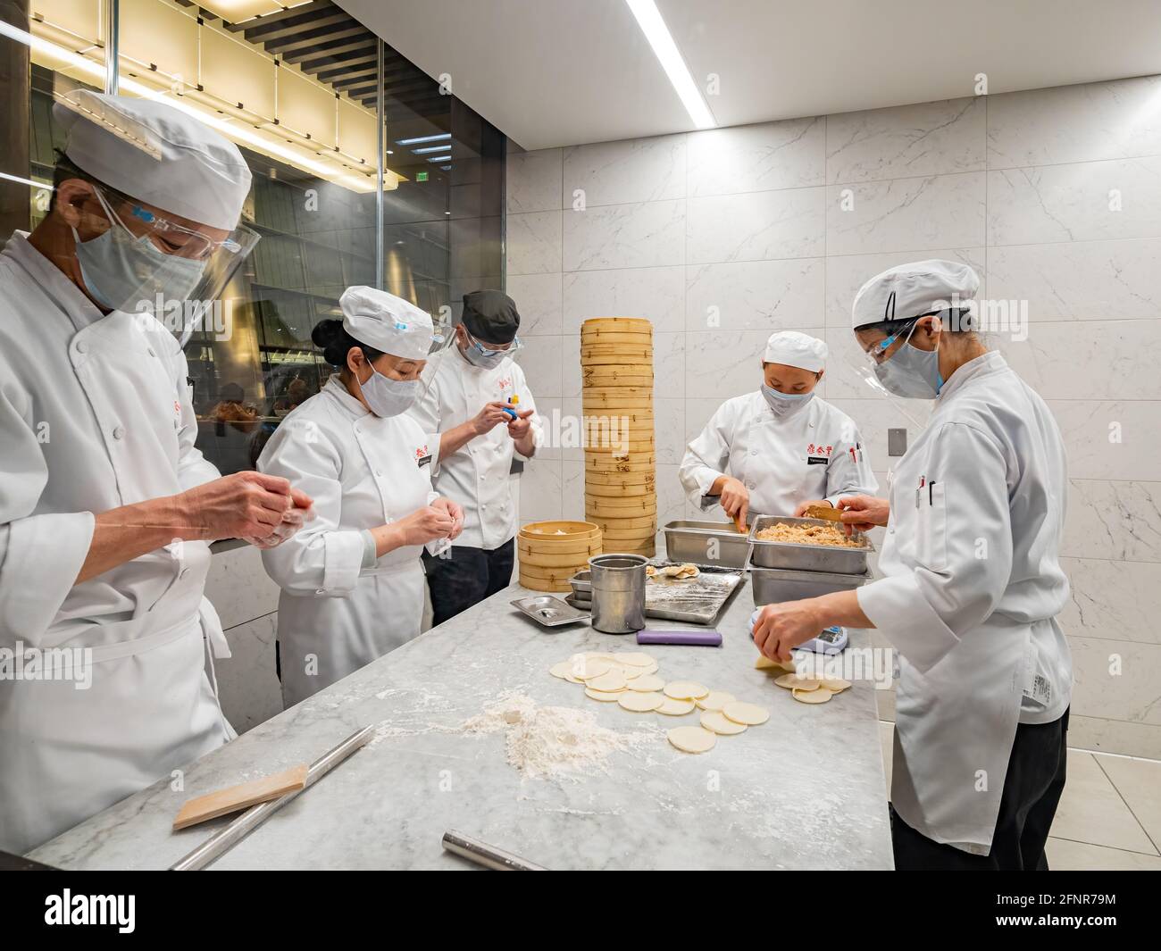 Din tai fung dumpling hi-res stock photography and images - Alamy
