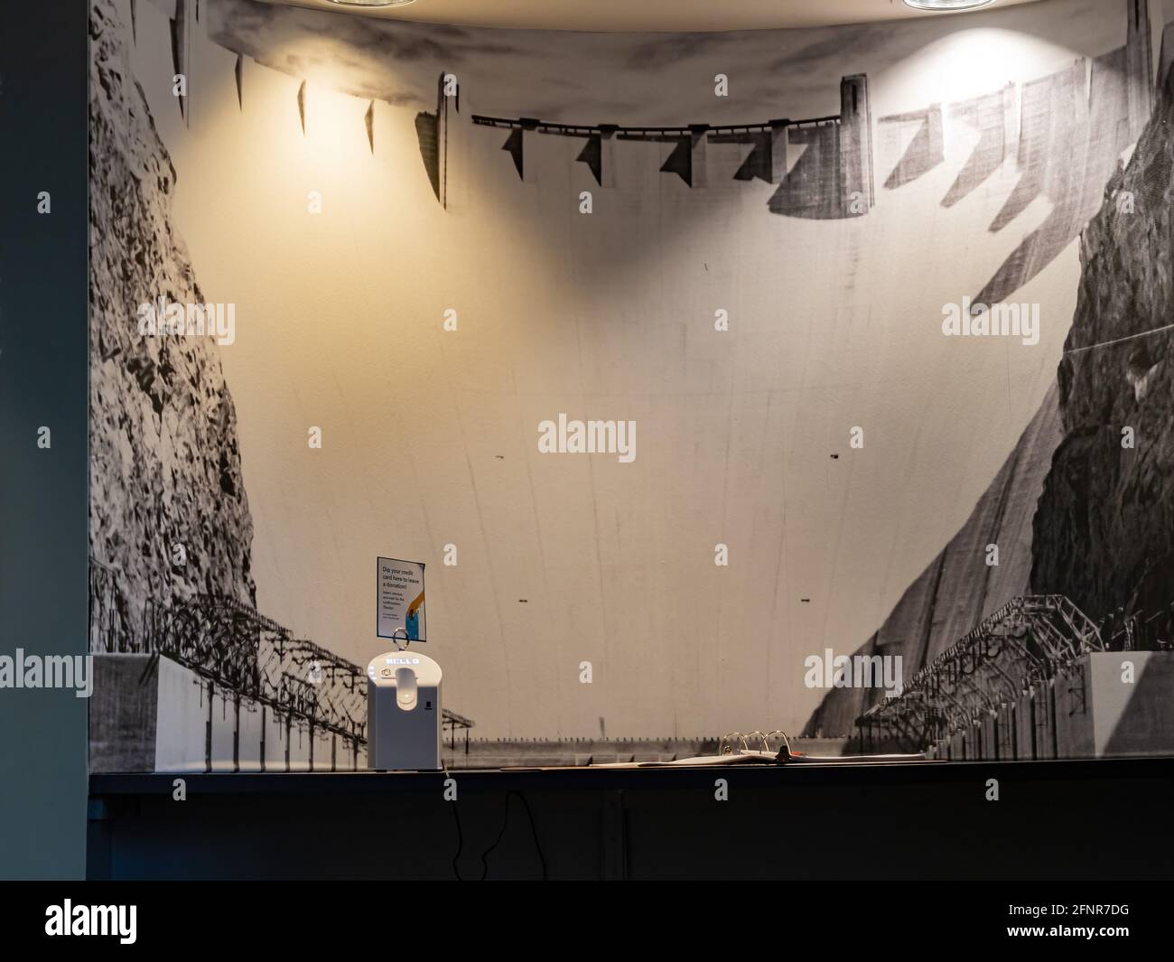 Hoover dam interior hi-res stock photography and images - Alamy