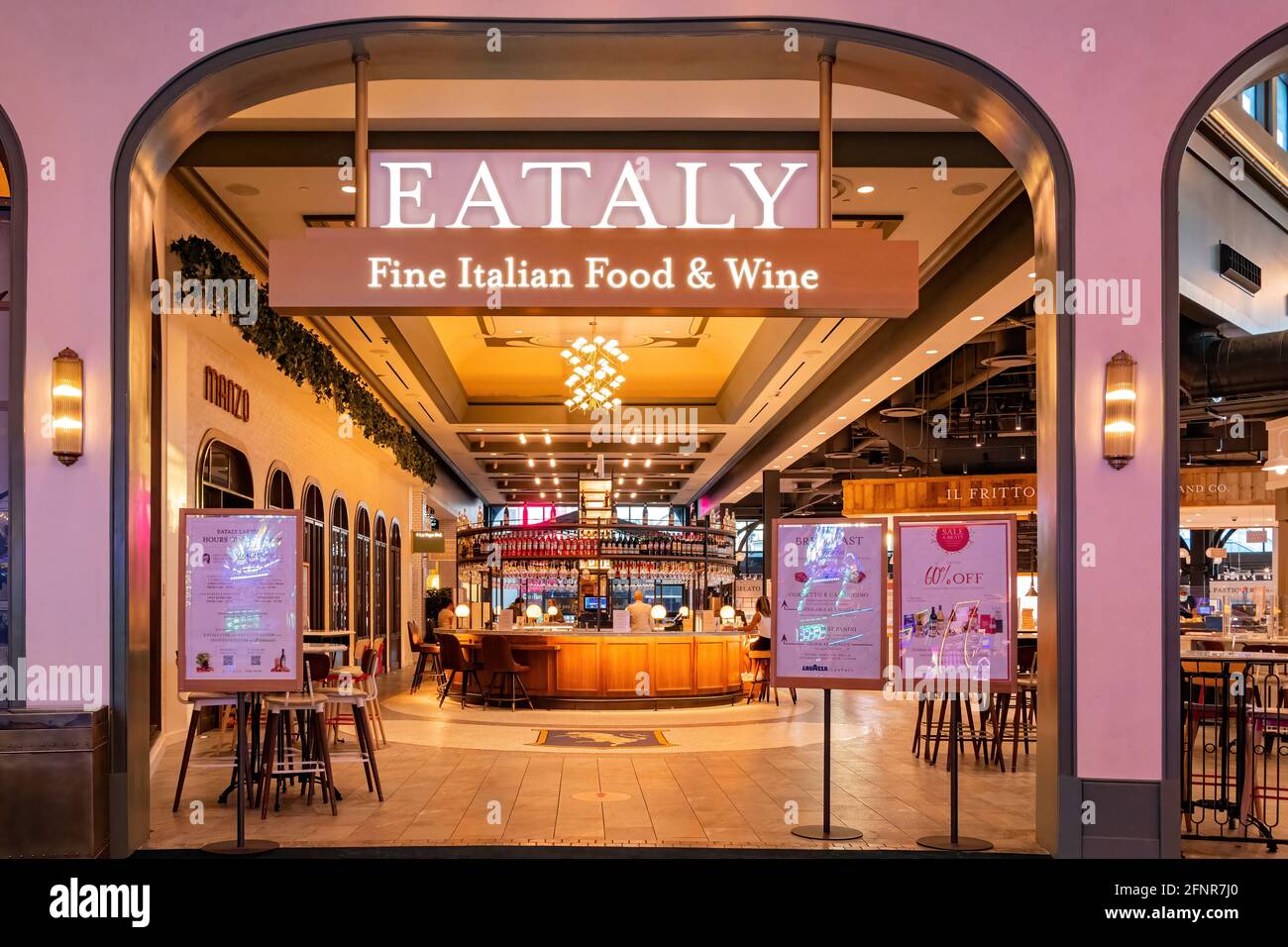 Las Vegas, JAN 21, 2021 - Interior view of the Eataly Park MGM Stock ...