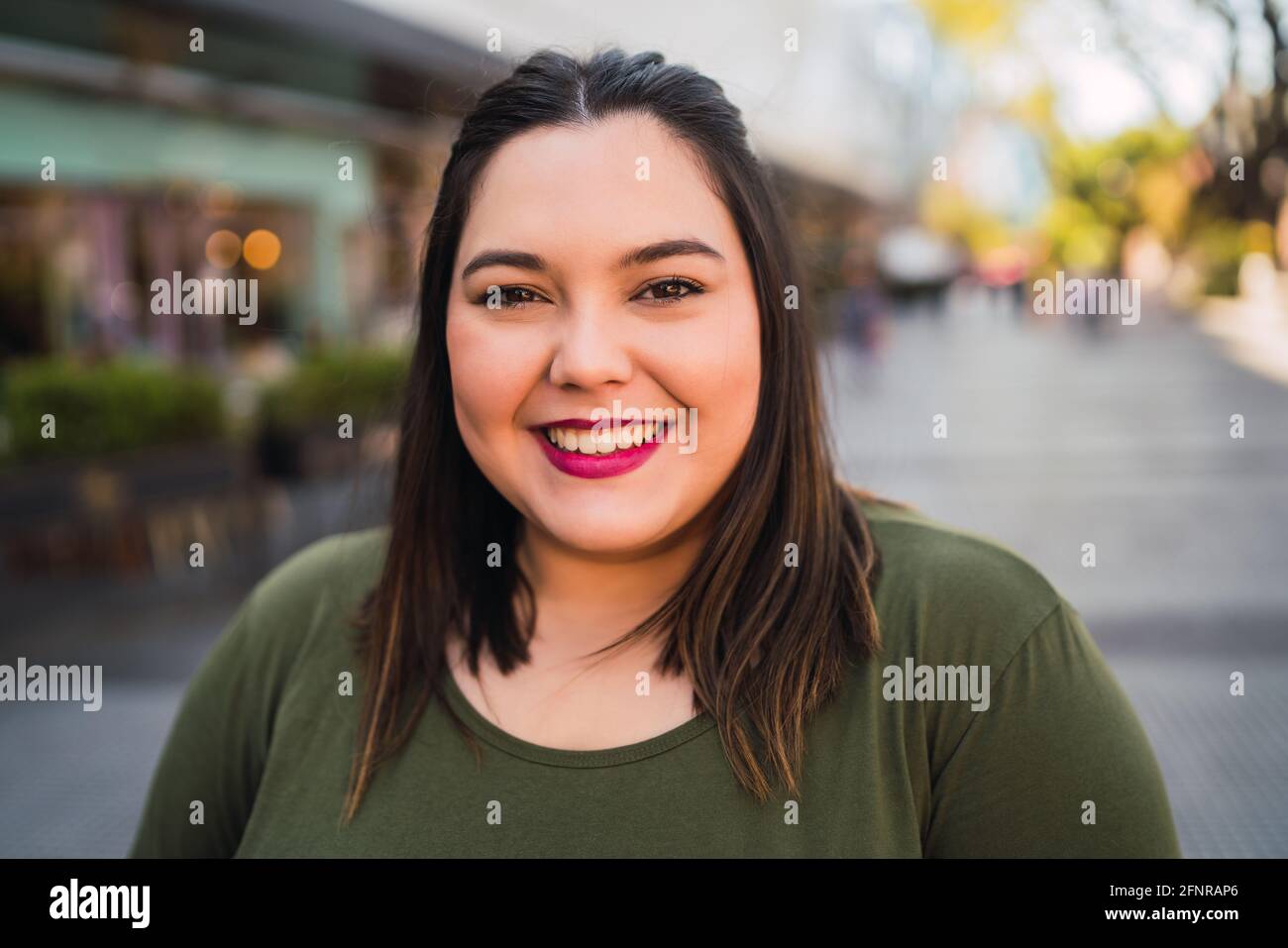 Young attractive plus size hi-res stock photography and images - Alamy