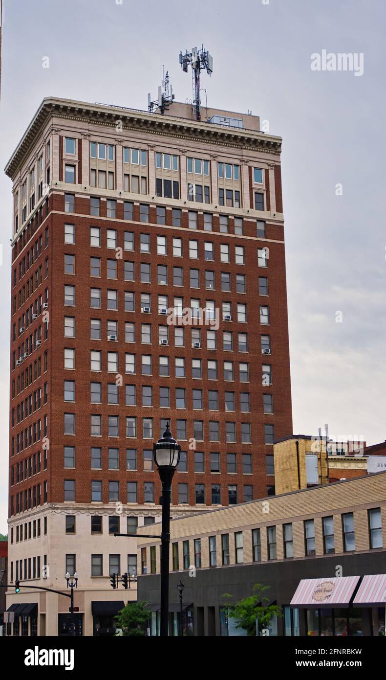 The West Virginia Building, the tallest building in Huntington WV USA ...