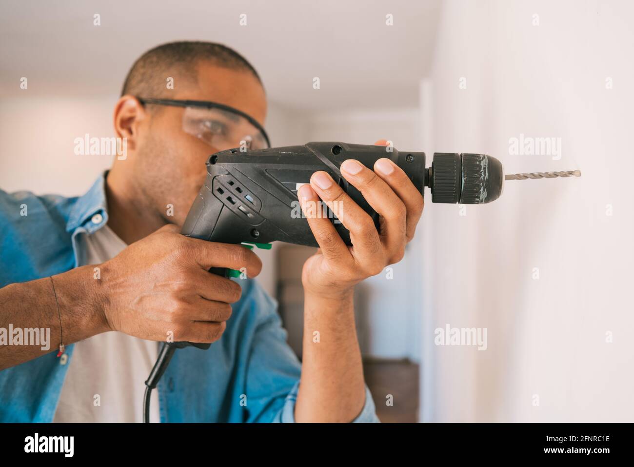 Inside electric drill hi-res stock photography and images - Alamy