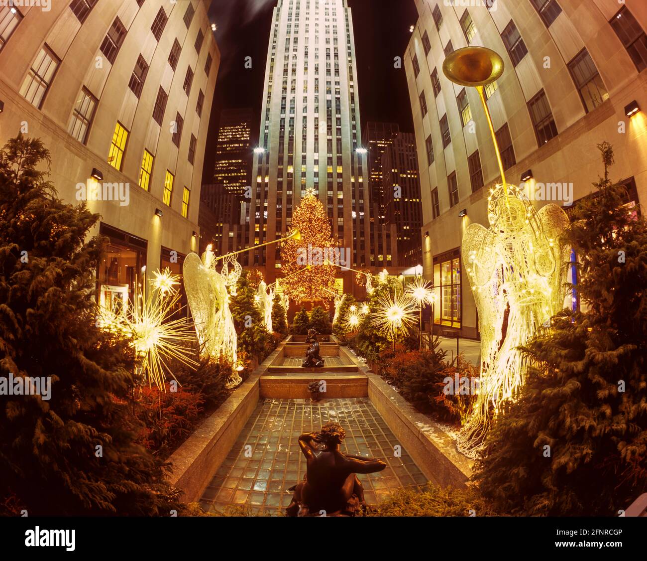 2004 HISTORICAL CHRISTMAS TREE LIGHTS ANGELS ROCKEFELLER CENTER ...