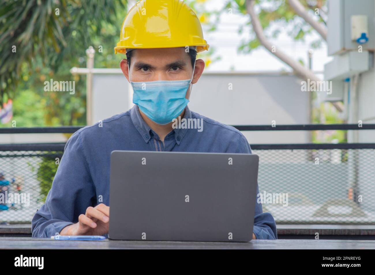 Workplace safety helmet medical hi-res stock photography and images - Alamy