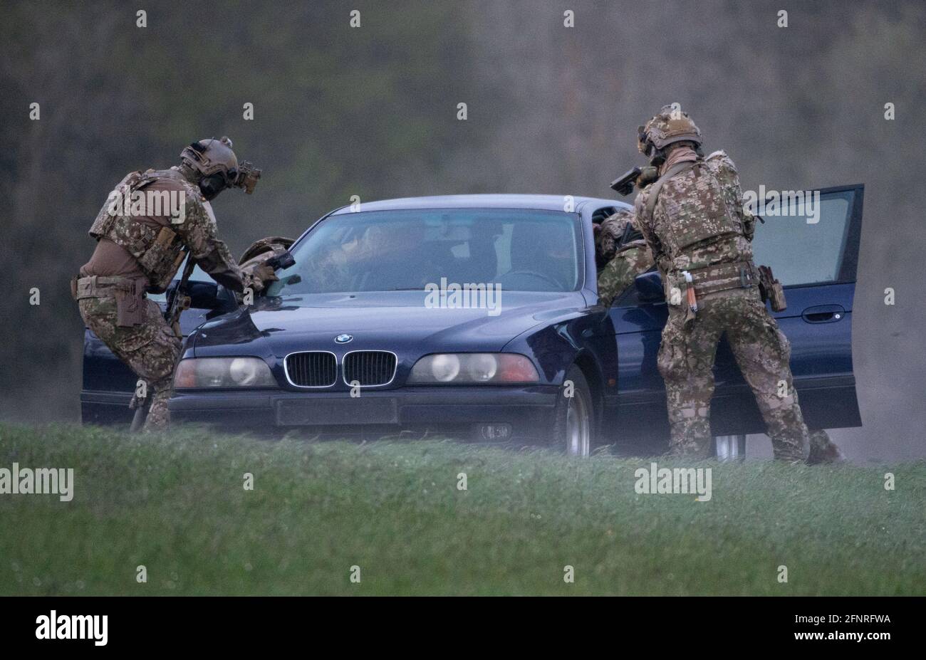 Calw, Germany. 10th May, 2021. Commandos of the German Armed Forces ...