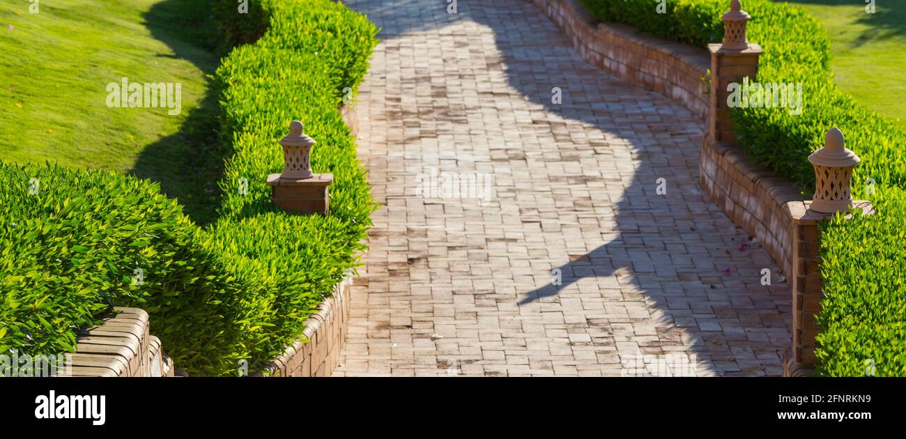 Open relaxation place on tropical resort Stock Photo - Alamy