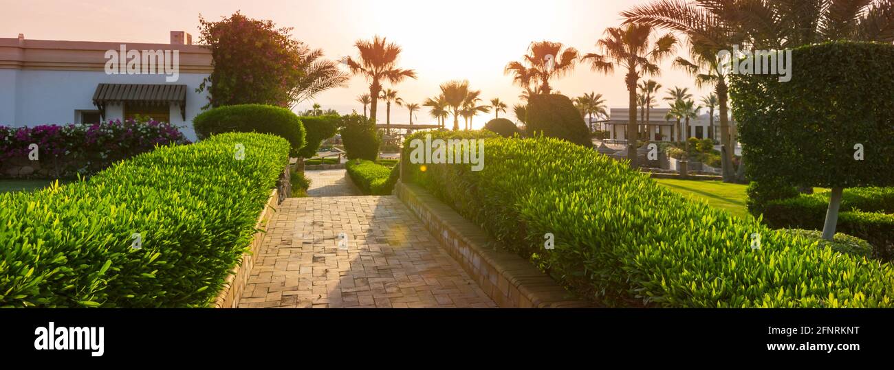 Open relaxation place on tropical resort Stock Photo - Alamy