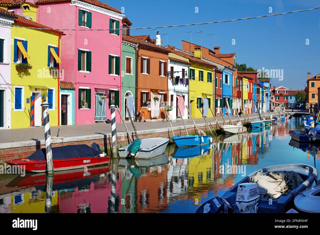 Burano color hi-res stock photography and images - Alamy