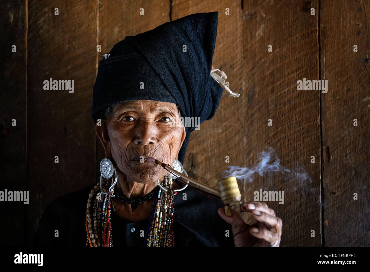 Akhe tribe, Myanmar Stock Photo - Alamy