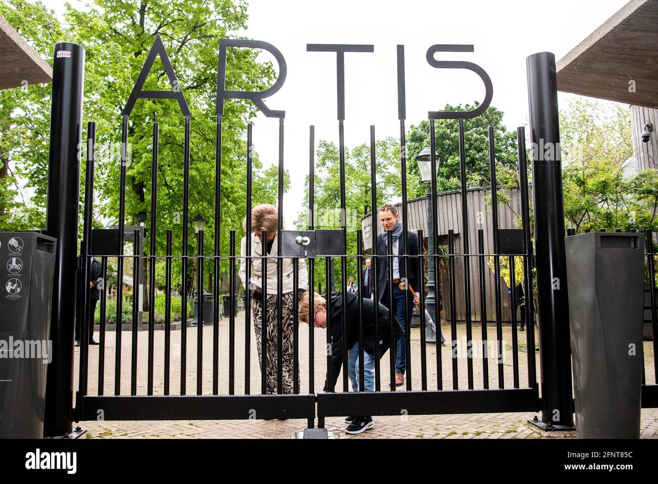 Princess Margriet at the official reopening of Artis Zoo after five ...