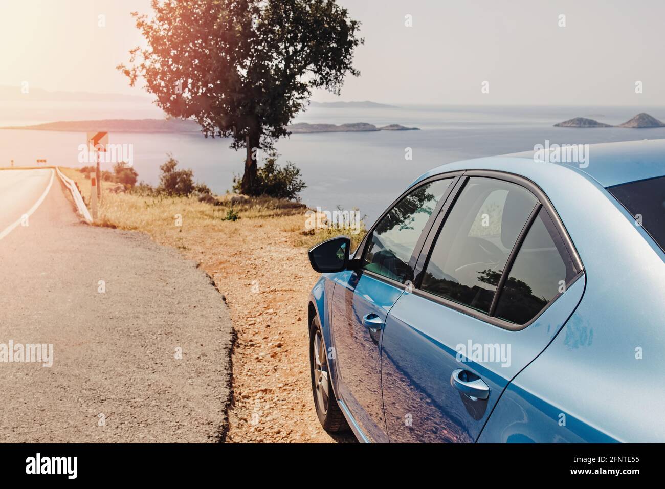 Car stopped on side of rural road hi-res stock photography and images ...