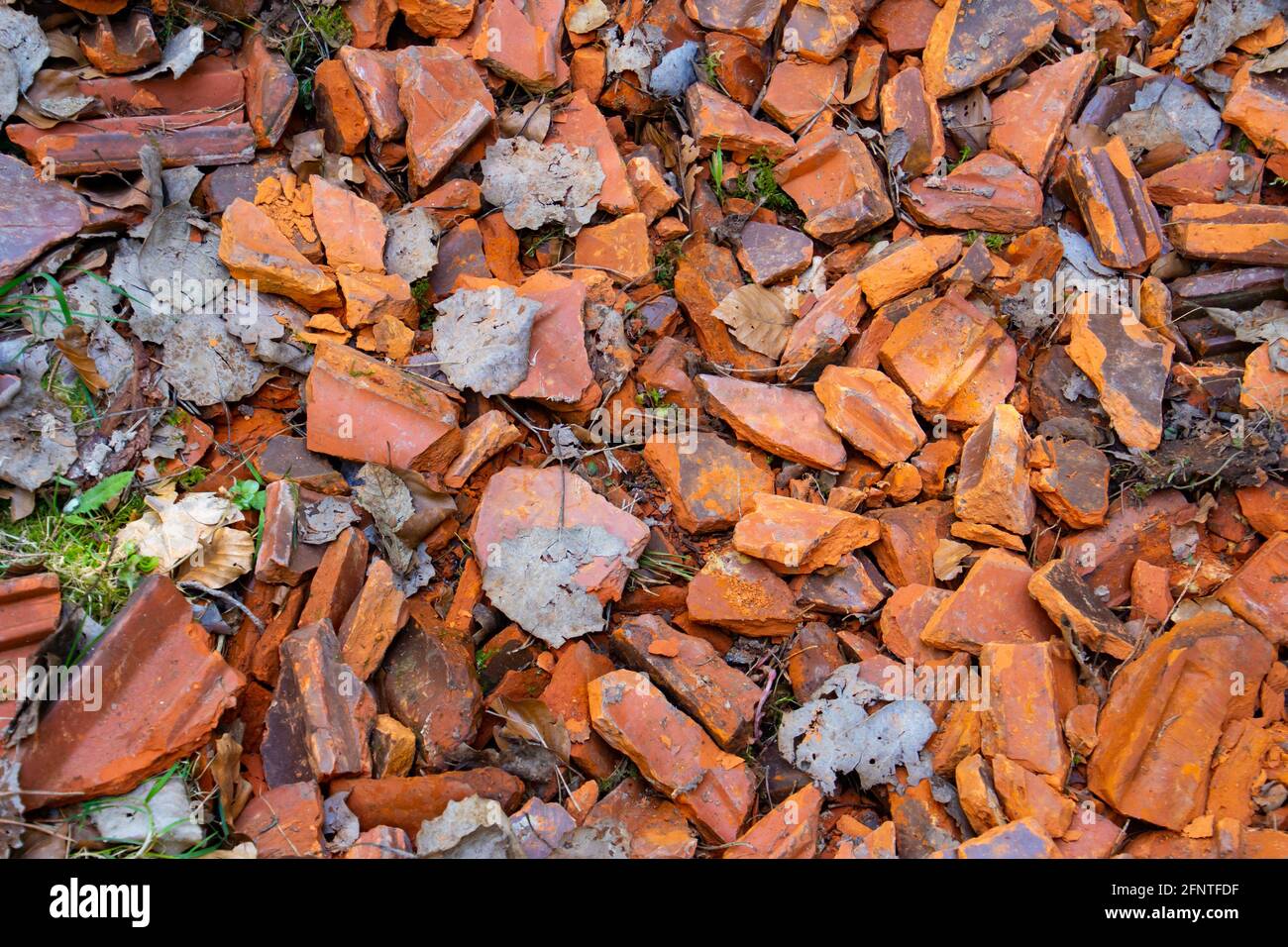 Red broken roof tiles for background texture Stock Photo - Alamy