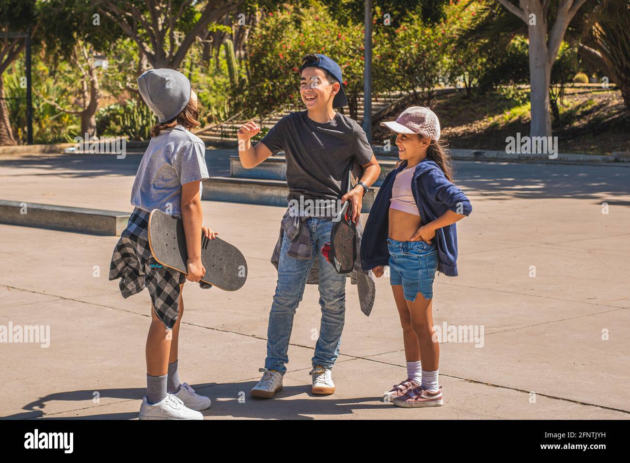Children greet each other hi-res stock photography and images - Alamy