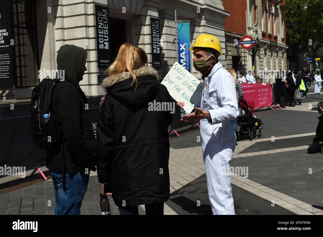 London, UK. 19th May, 2021. Scientists disrupt opening day of Shell ...