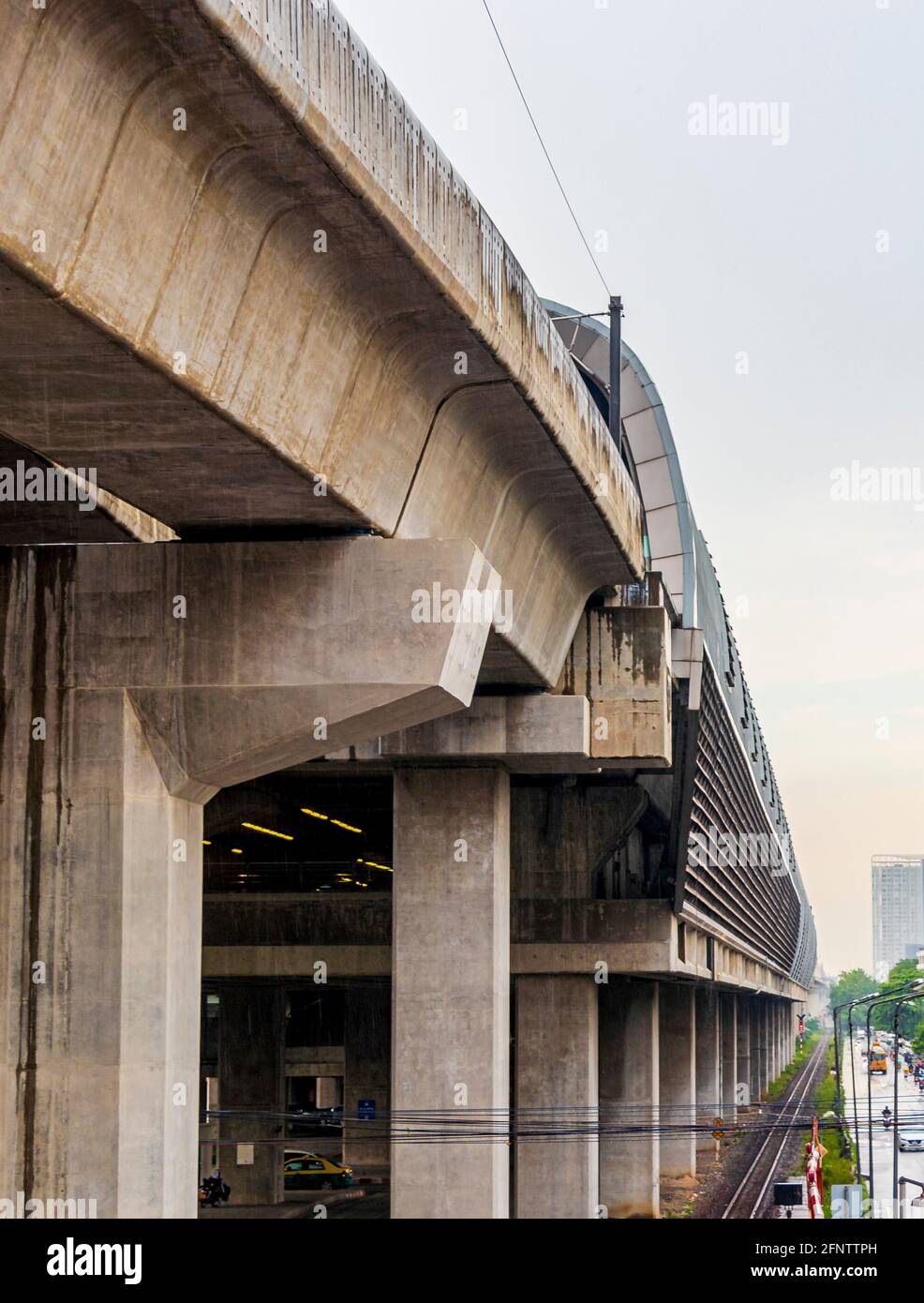 Cityscape and architecture at the Makkasan station Airport rail link ...