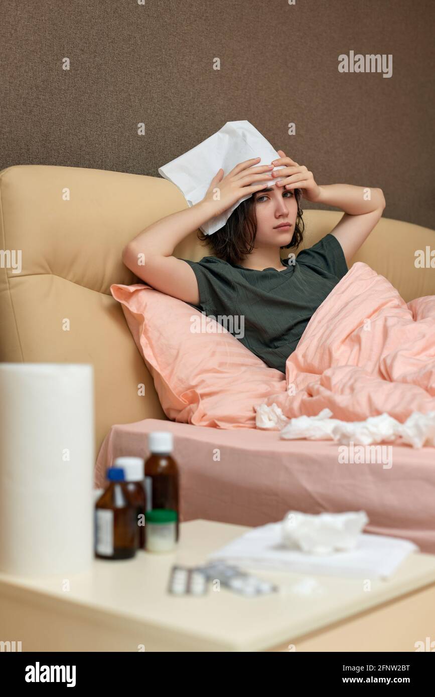sick girl having influenza symptoms coughing at home Stock Photo - Alamy