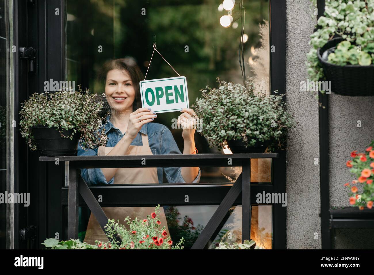 Work rules hi-res stock photography and images - Alamy