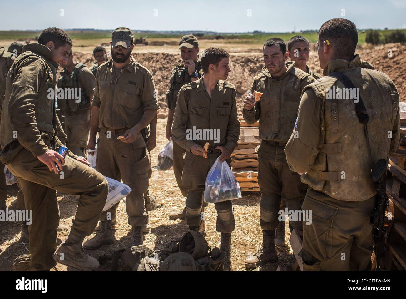 Sderot, Israel. 19th May, 2021. Soldiers of Israel Defence Forces (IDF ...