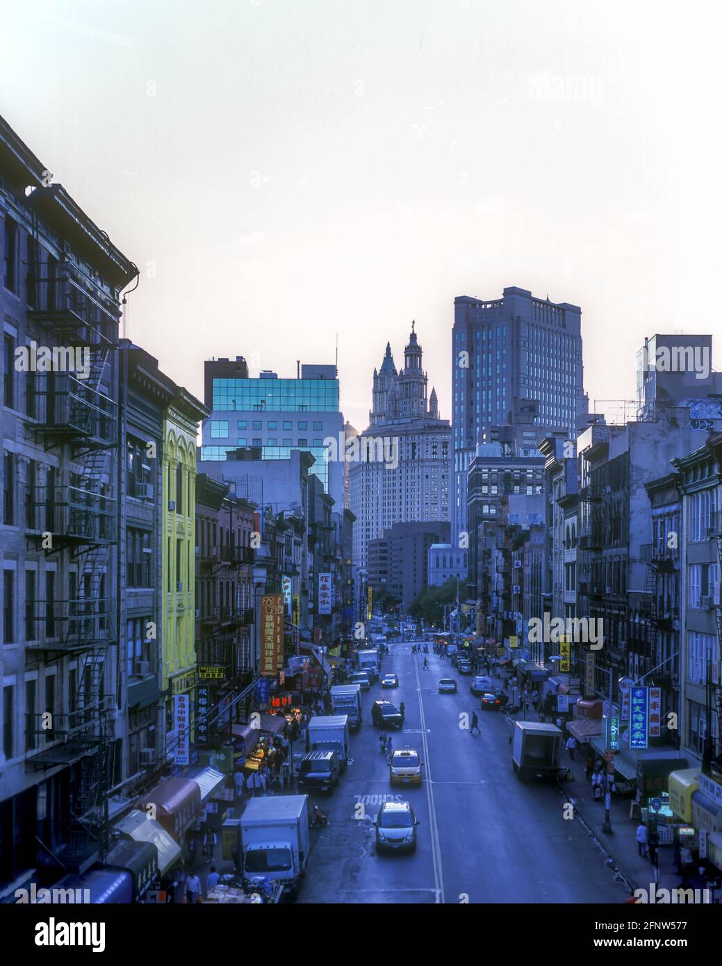 2005 HISTORICAL EAST BROADWAY CHINATOWN DOWNTOWN MANHATTAN NEW YORK ...