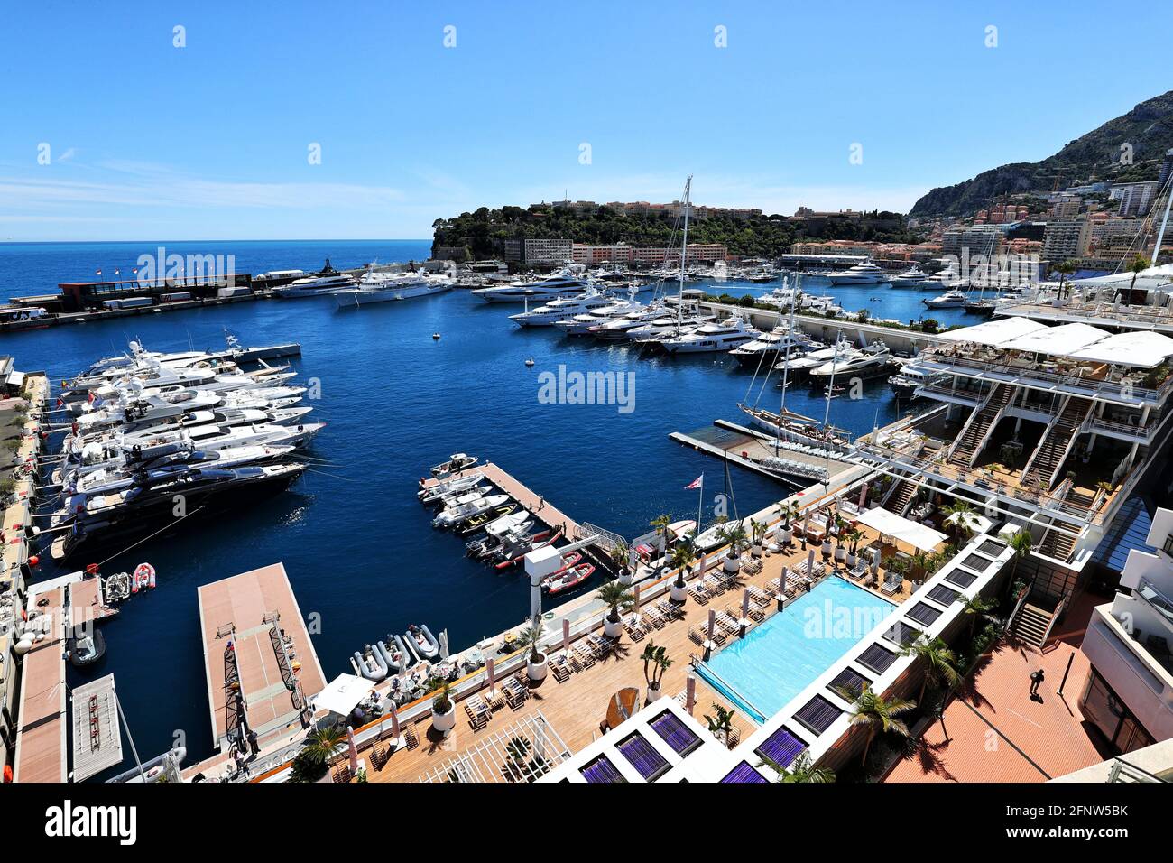 Monaco grand prix 2021 harbour hi-res stock photography and images - Alamy