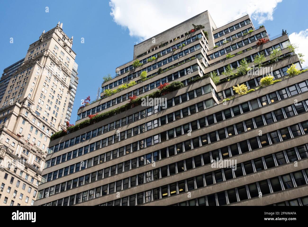 Midtown Manhattan East architecture on Park Avenue includes the Ritz ...