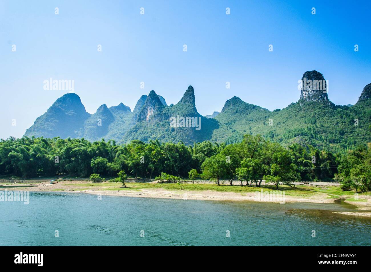 The Li river scenery in summer Stock Photo - Alamy