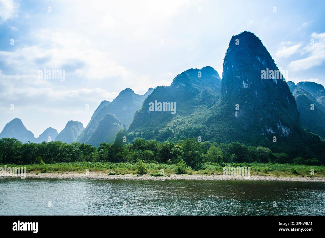 The Li river scenery in summer Stock Photo - Alamy