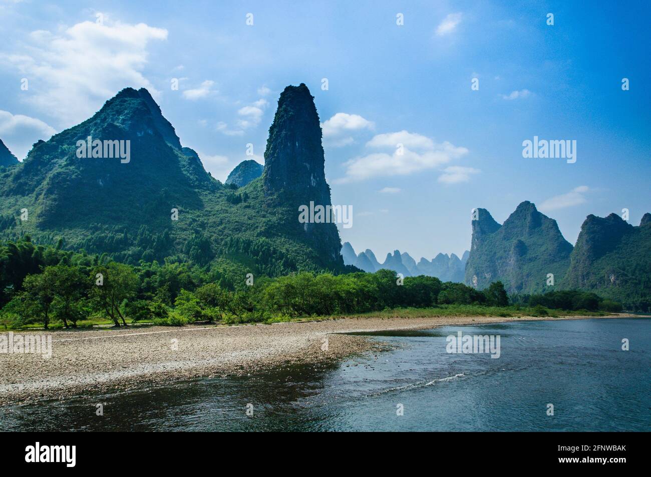 The Li river scenery in summer Stock Photo - Alamy
