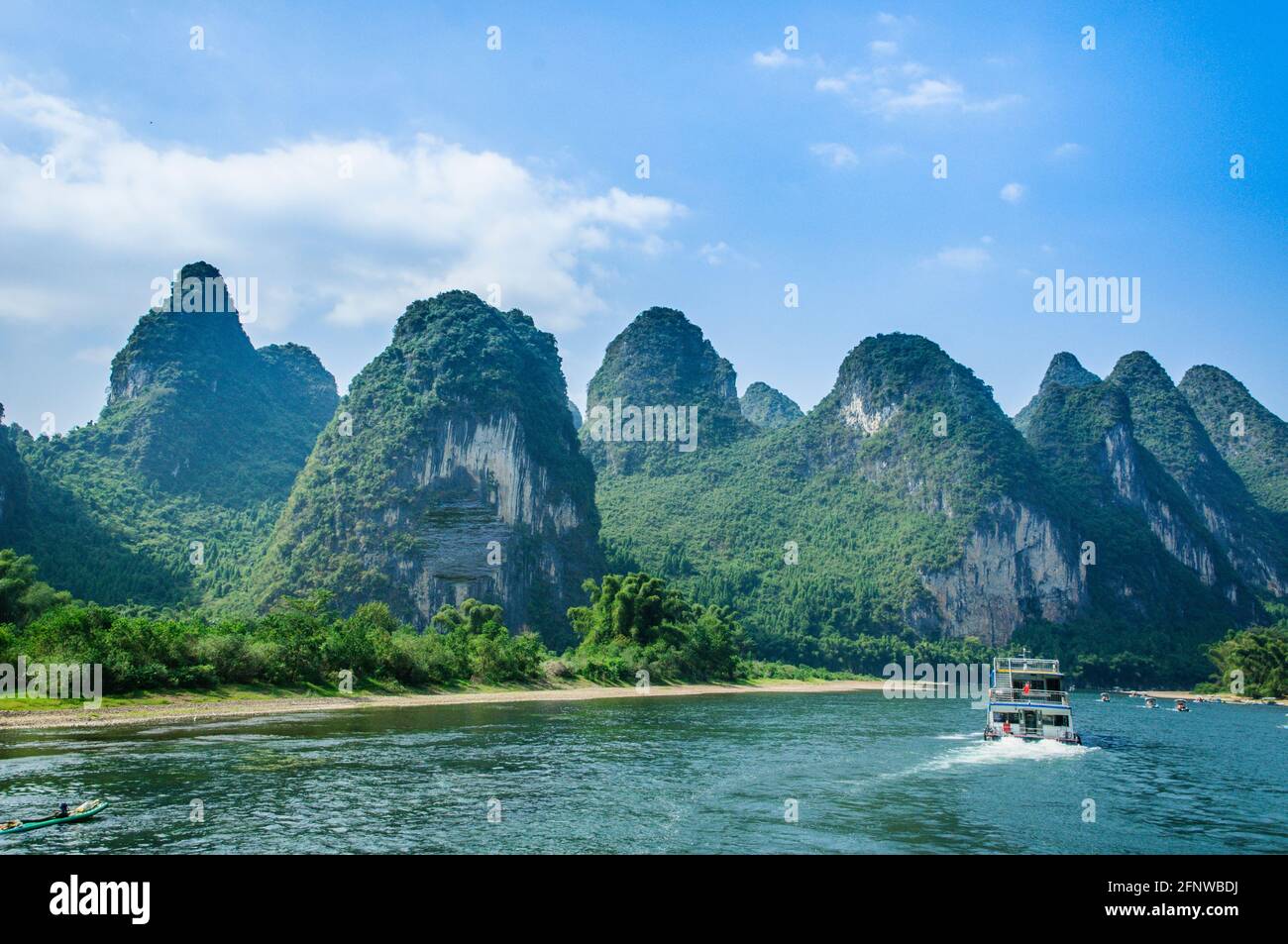The Li river scenery in summer Stock Photo - Alamy