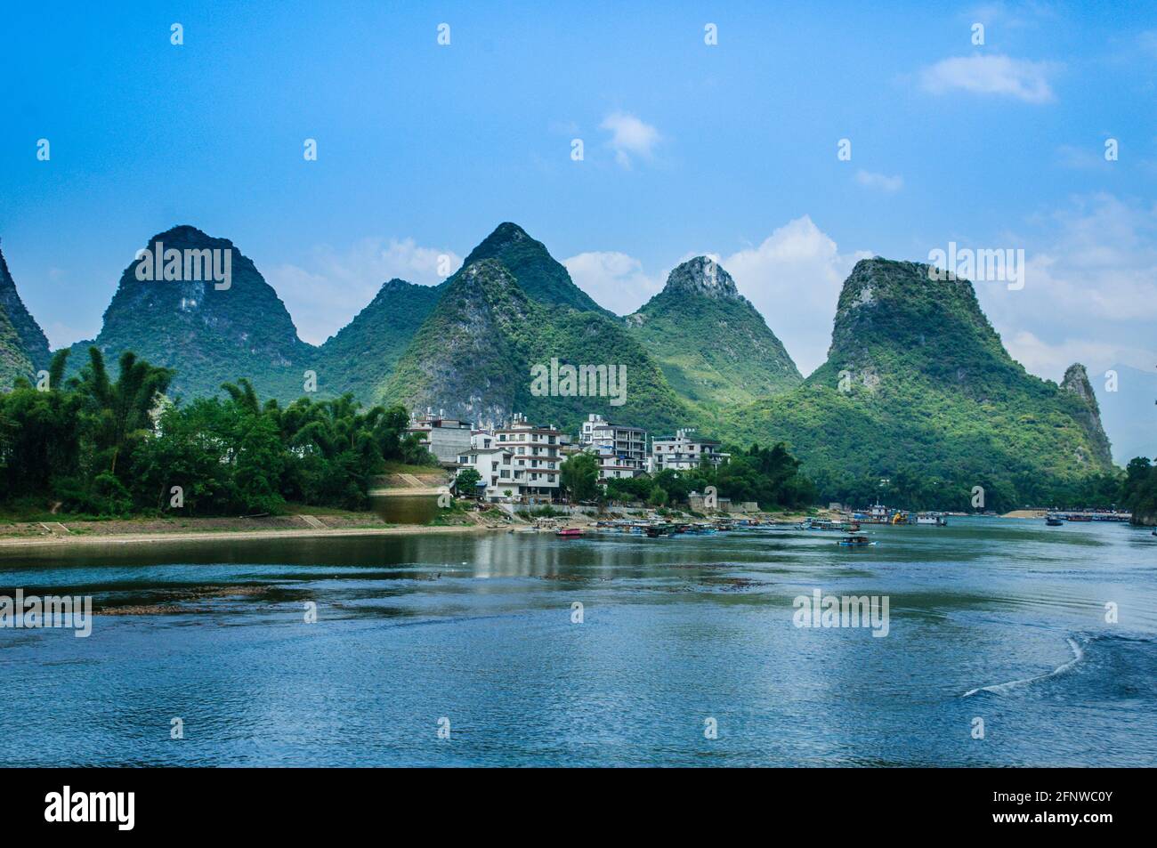 The Li river scenery in summer Stock Photo - Alamy